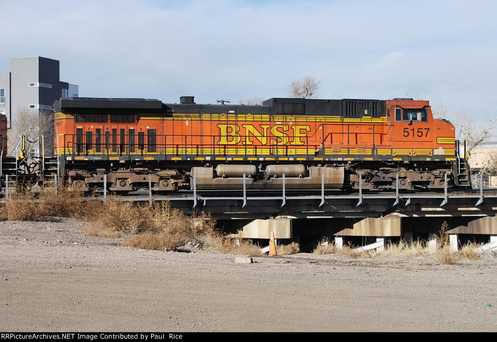 BNSF 5157